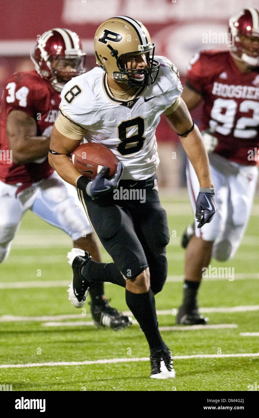 Purdue Boilermakers at IU Hoosiers.Joey Elliott throws four touchdown ...