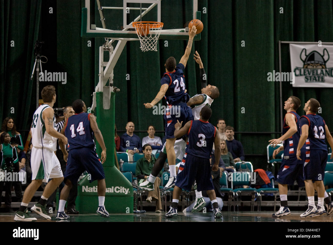 Robert morris university basketball hi-res stock photography and images ...