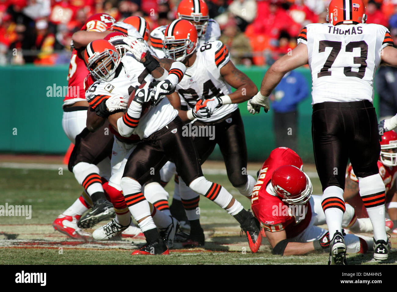 Cleveland wide receiver josh cribbs hi-res stock photography and images ...