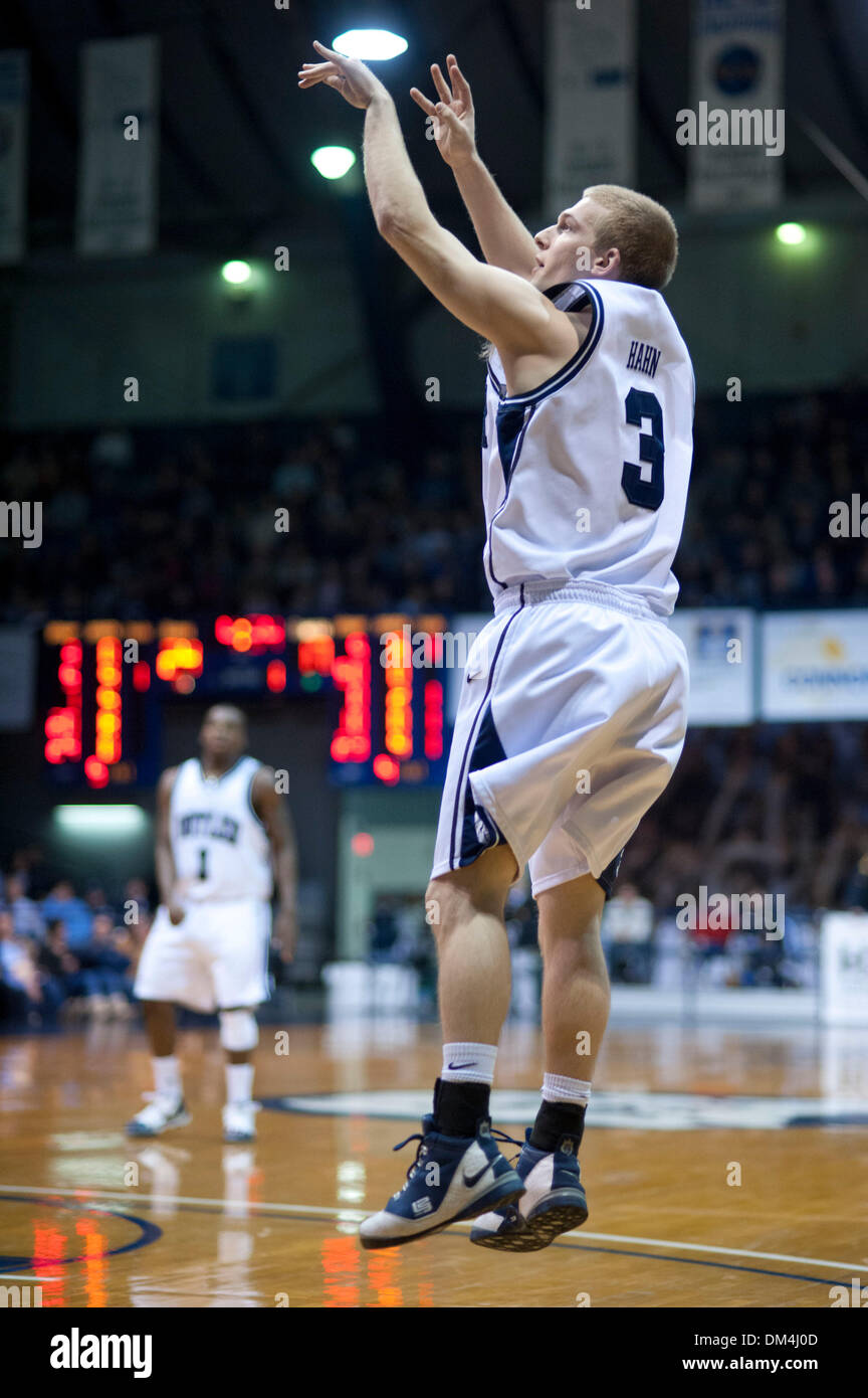 Zach gordon hi-res stock photography and images - Alamy