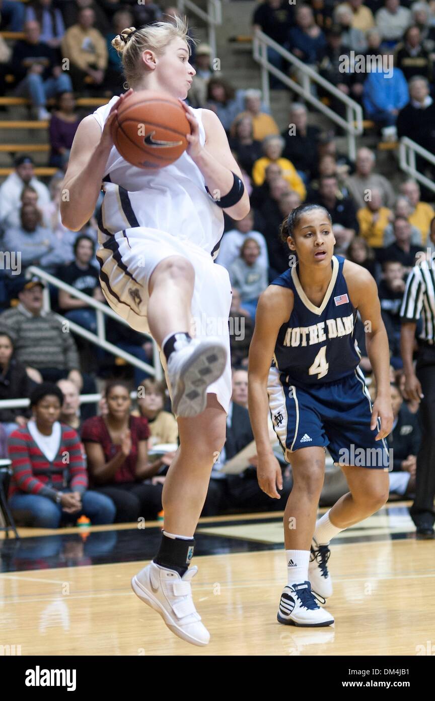 Notre Dame beats Purdue 79-75.(23) Melissa Lechlitner averaged 6.2 ... Notre Dame beats Purdue 79-75.(23) Melissa Lechlitner averaged 6.2 ...