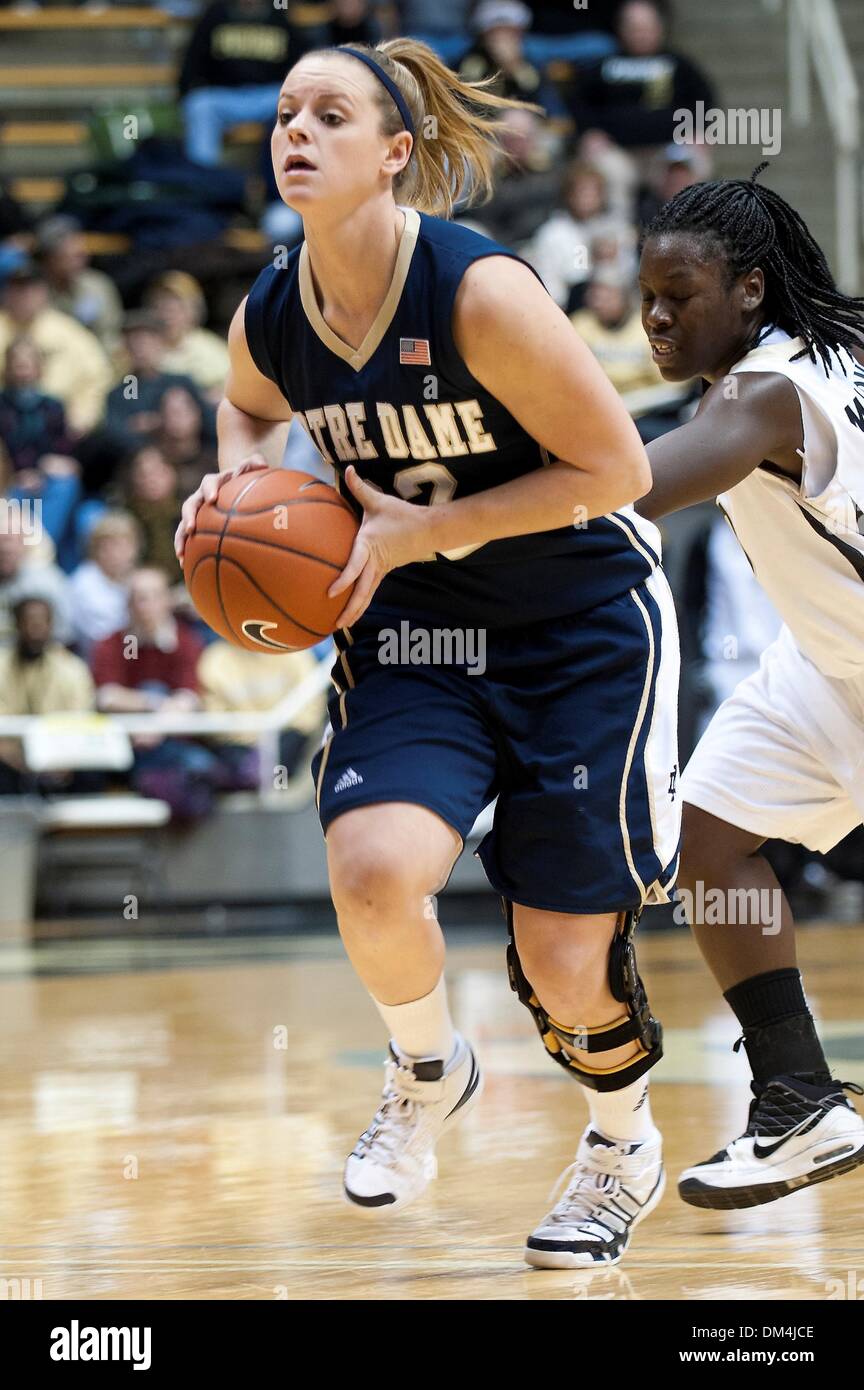 Notre Dame beats Purdue 79-75.(23) Melissa Lechlitner averaged 6.2 ...