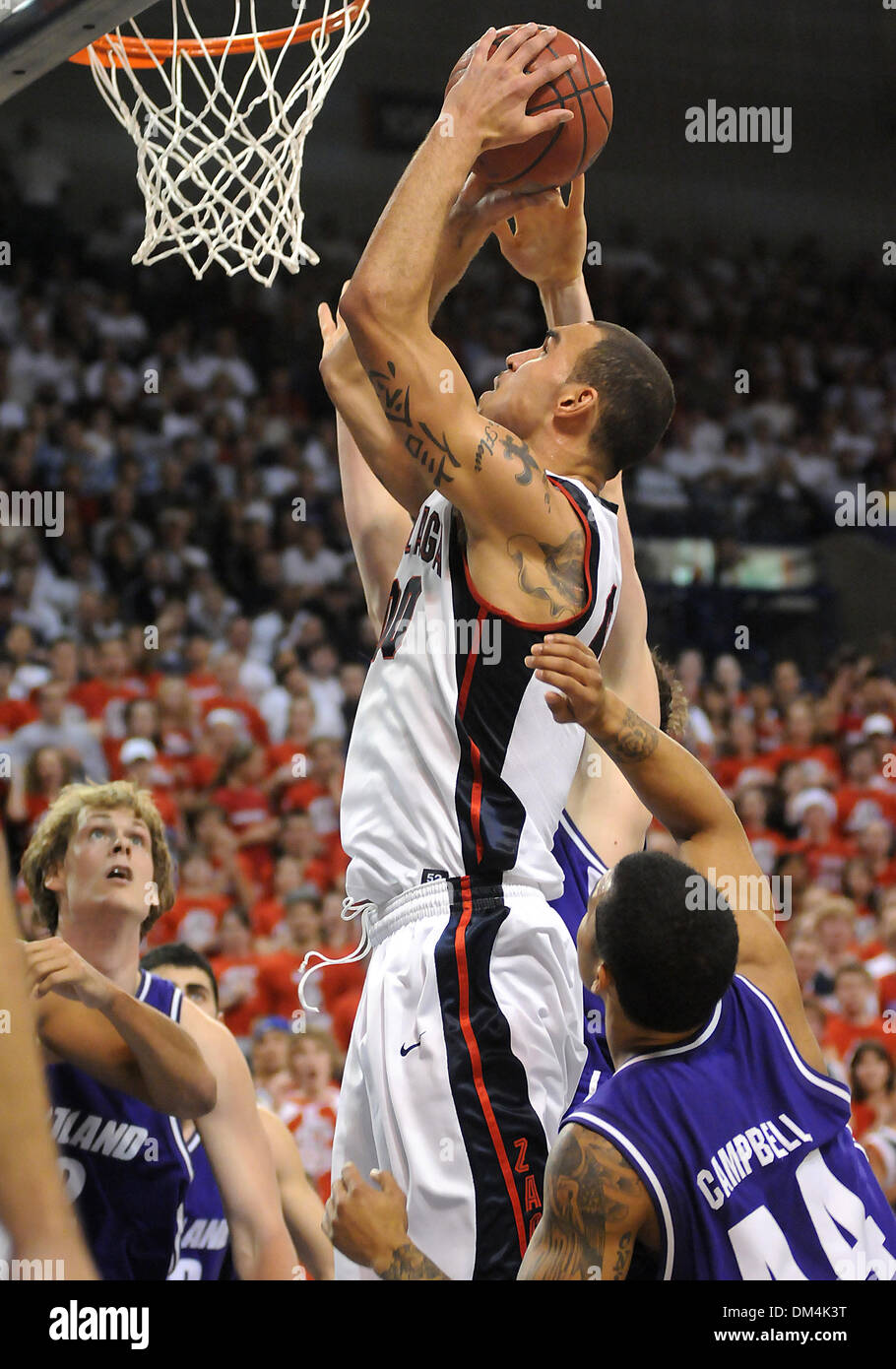 Robert sacre hi-res stock photography and images - Alamy