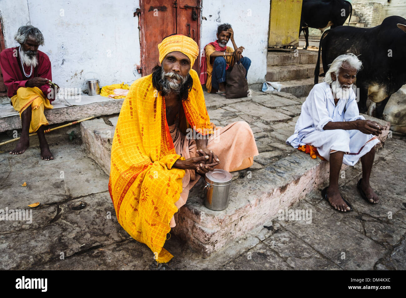 Saddhus hi-res stock photography and images - Alamy