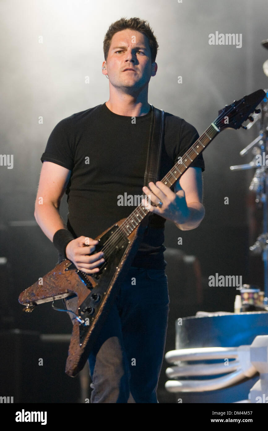 14 august 2009 nickelback lead hi-res stock photography and images - Alamy