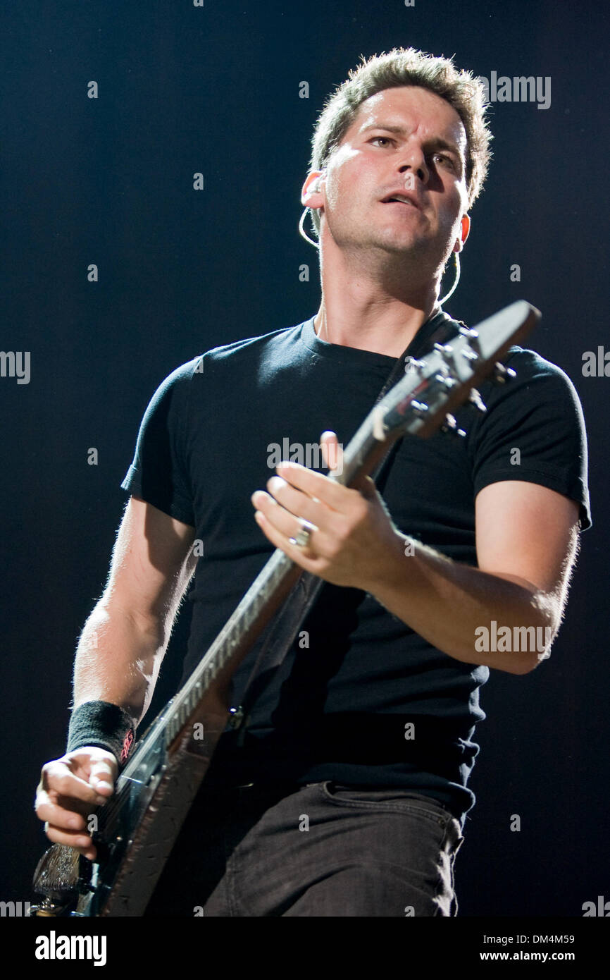 Ryan peake hi-res stock photography and images - Alamy