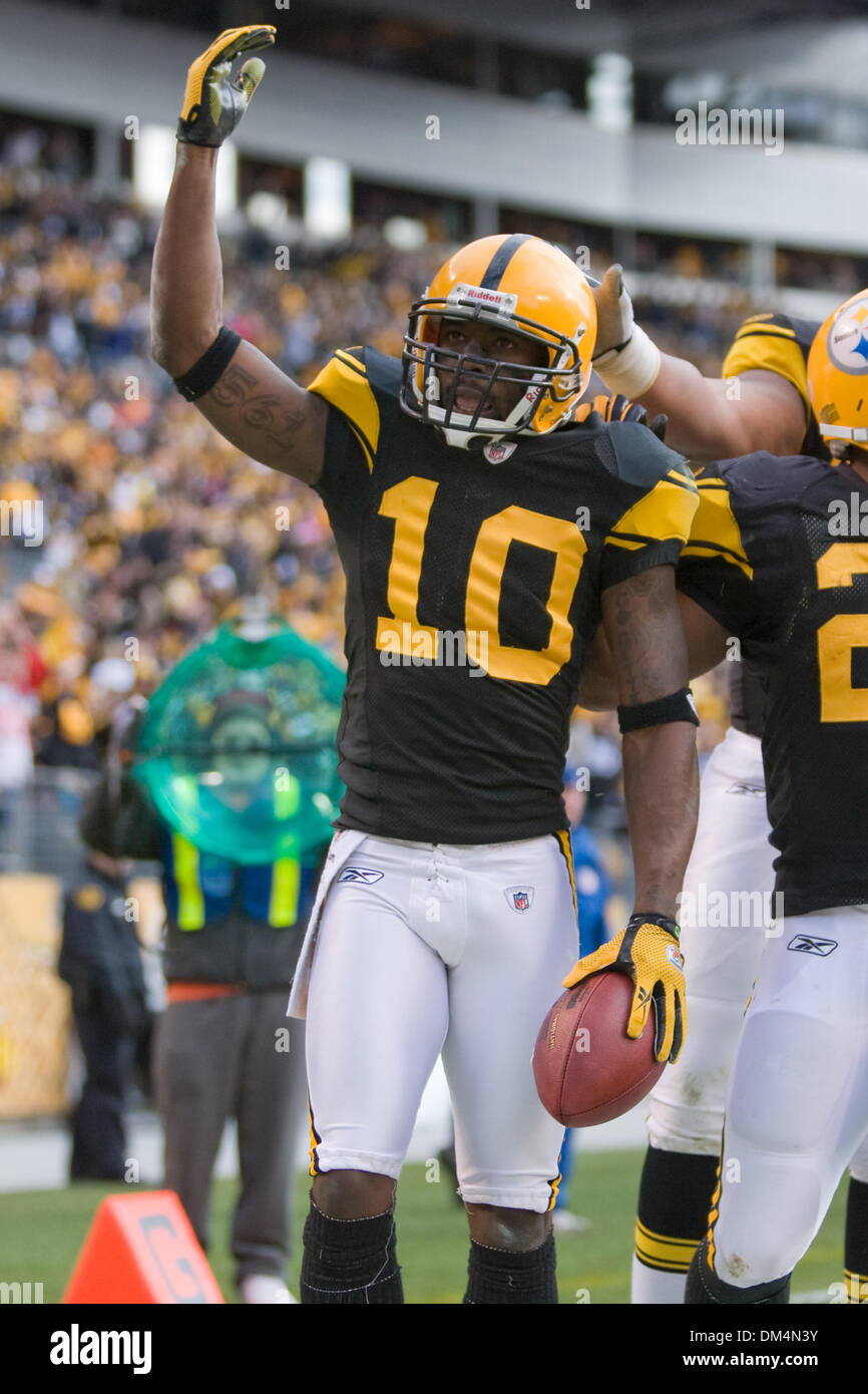 Santonio holmes hi-res stock photography and images - Alamy