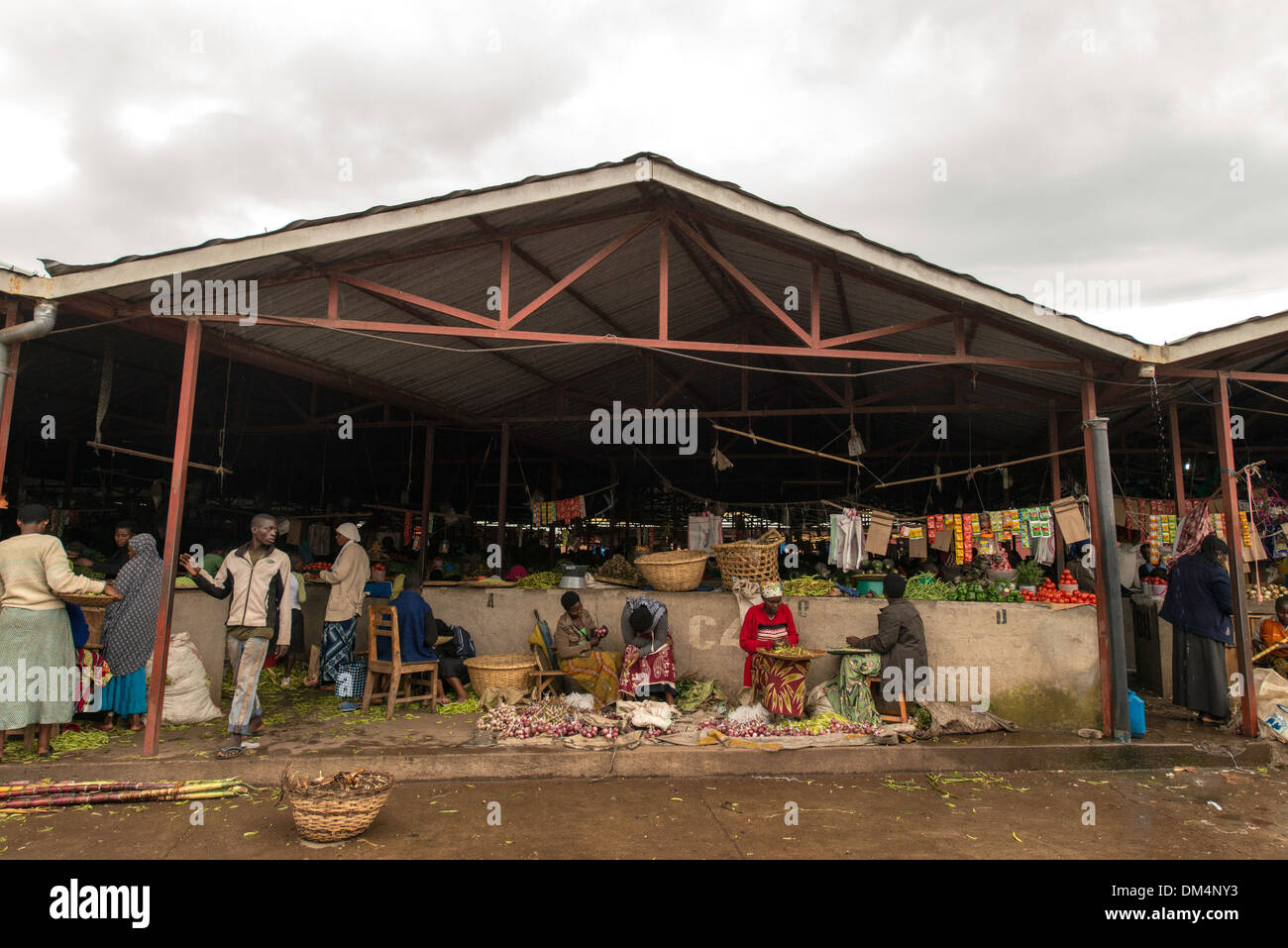 Fruit market kigali rwanda africa hi-res stock photography and images ...