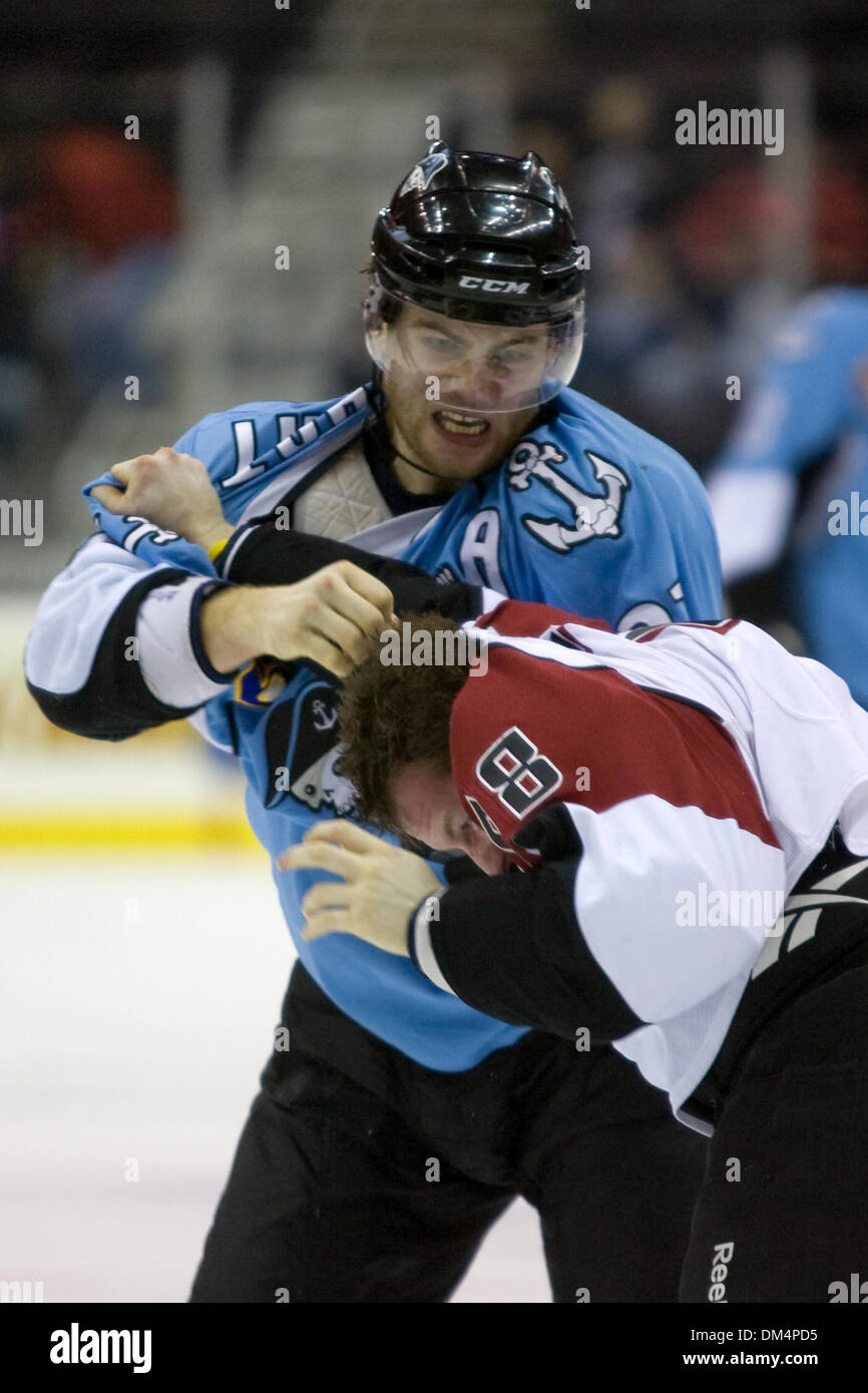 10 February 2010: Milwaukee Admirals Triston Grant (21) and Lake Erie ...