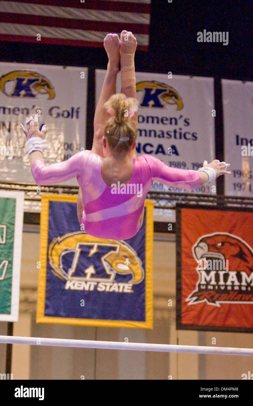 Ncaa gymnastics flashes hi-res stock photography and images - Alamy