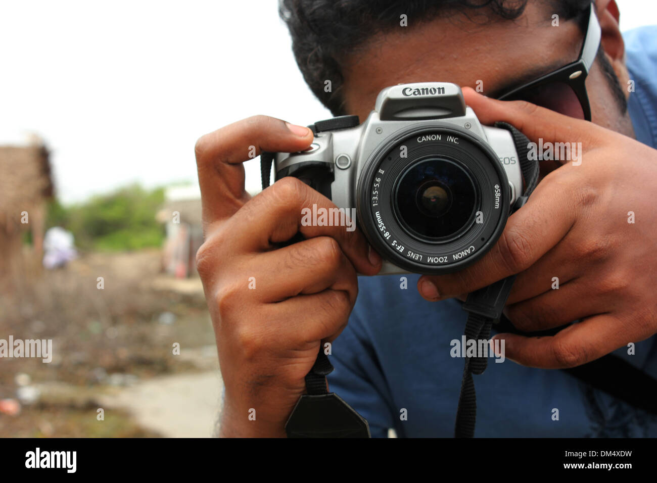 Using a dslr camera hi-res stock photography and images - Alamy