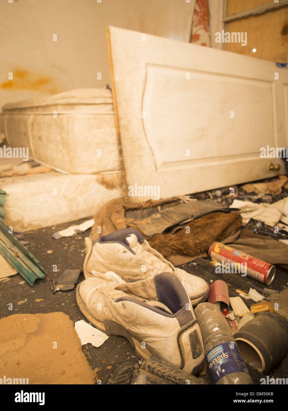 Trashed room hi-res stock photography and images - Alamy