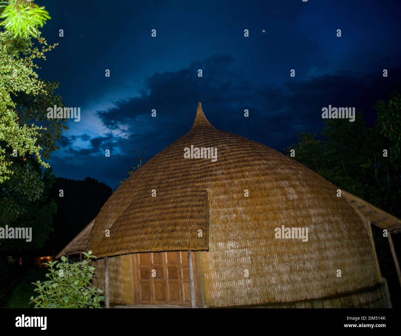 Traditional Ethiopian hut - tukul Stock Photo - Alamy