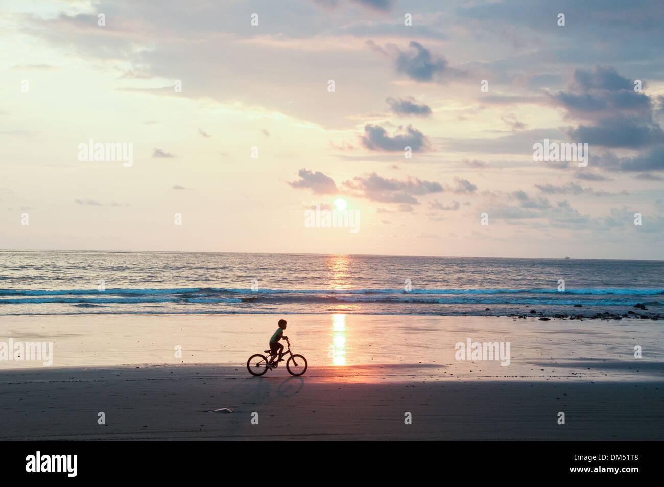 Most beautiful sunset photography hi-res stock photography and images ...