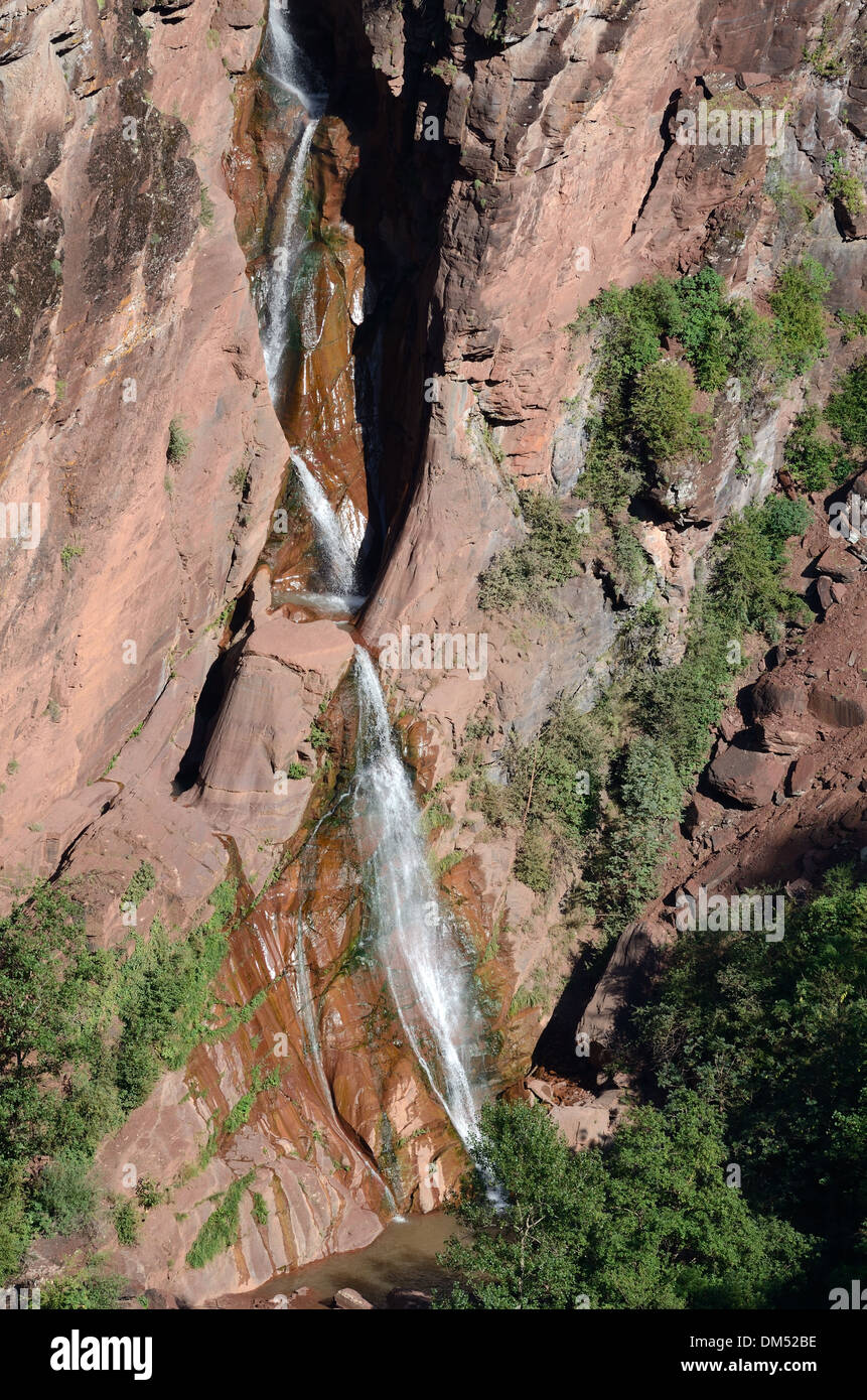 Amen Waterfall Daluis Gorge Haut-Var Alpes-Maritimes France Stock Photo ...