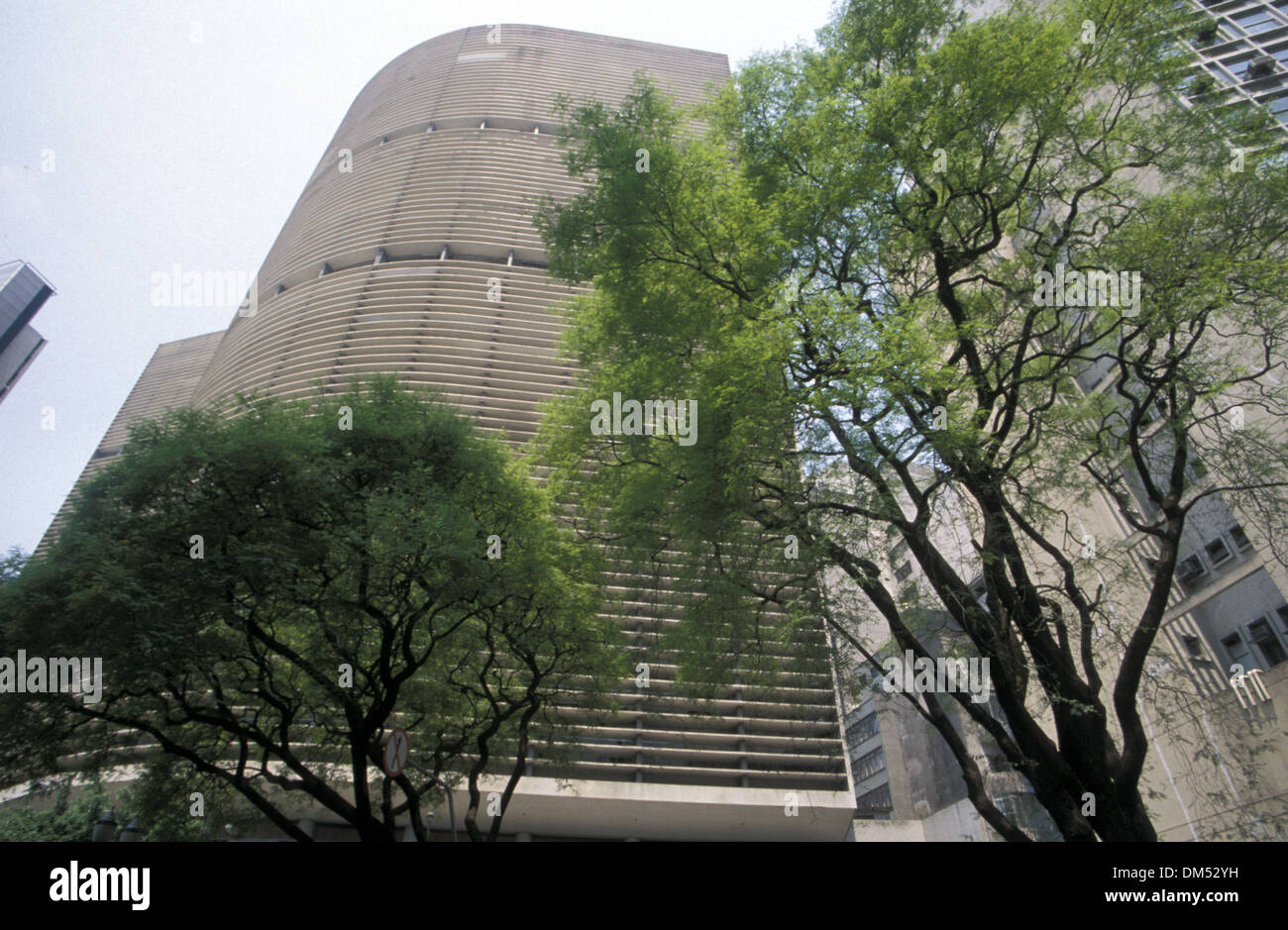 Copan Building, designed by Oscar Niemeyer, Sao Paulo Stock Photo - Alamy