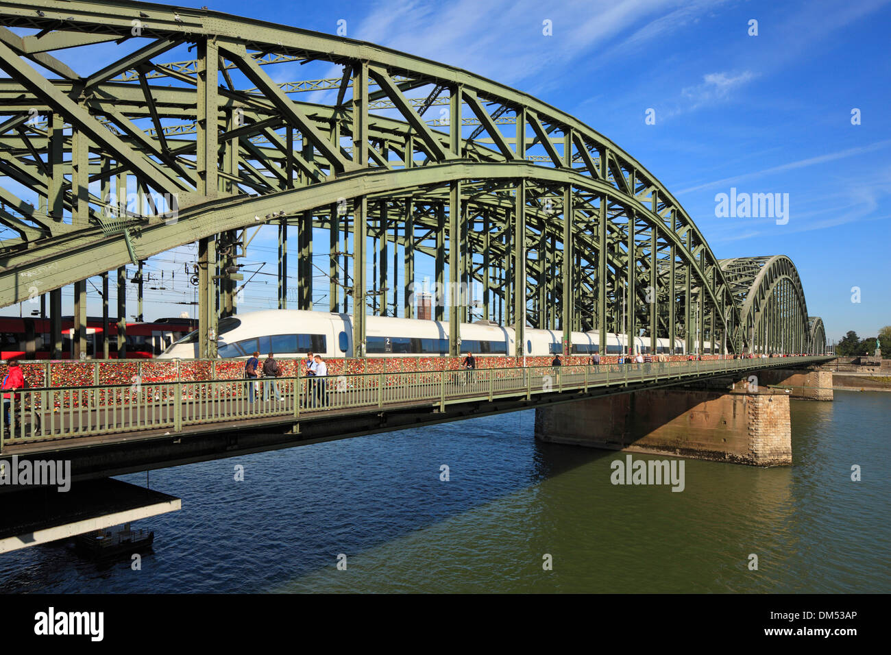 Germany cologne rhine bridge hi-res stock photography and images - Alamy