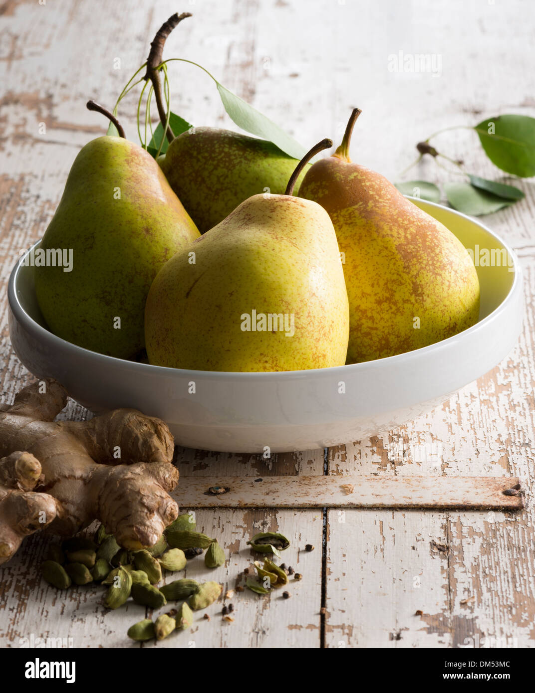 Pear still life hi-res stock photography and images - Alamy