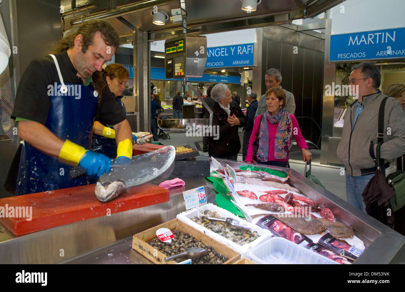 Seafood vendor at the Mercado de la Ribera along the Nervion River at ...