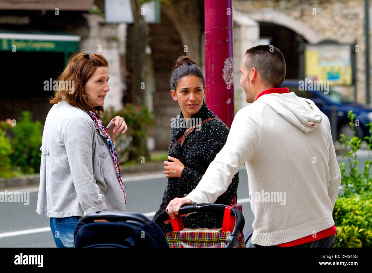 Village people talk hi-res stock photography and images - Alamy