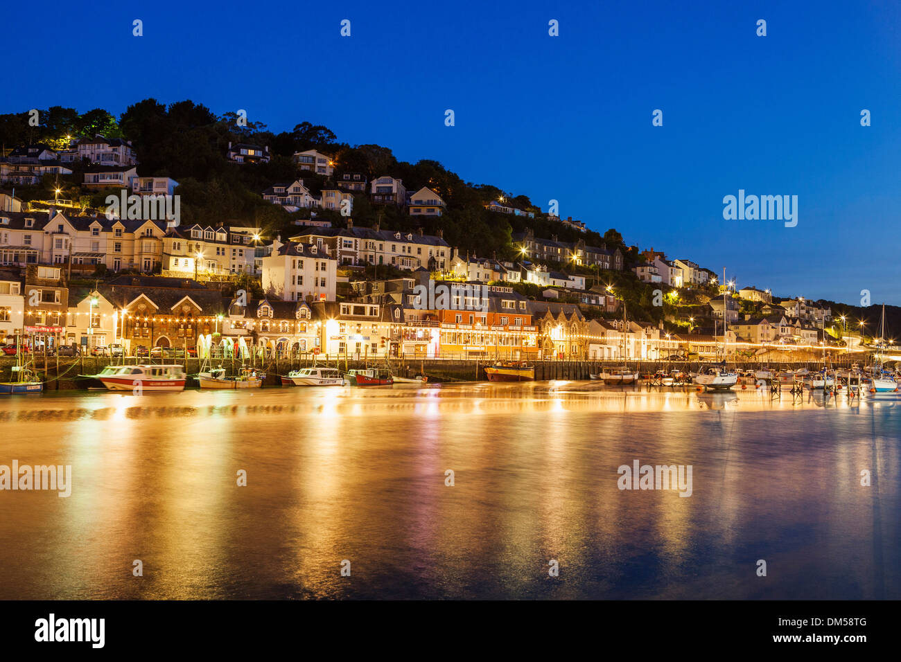 Looe cornwall night hi-res stock photography and images - Alamy