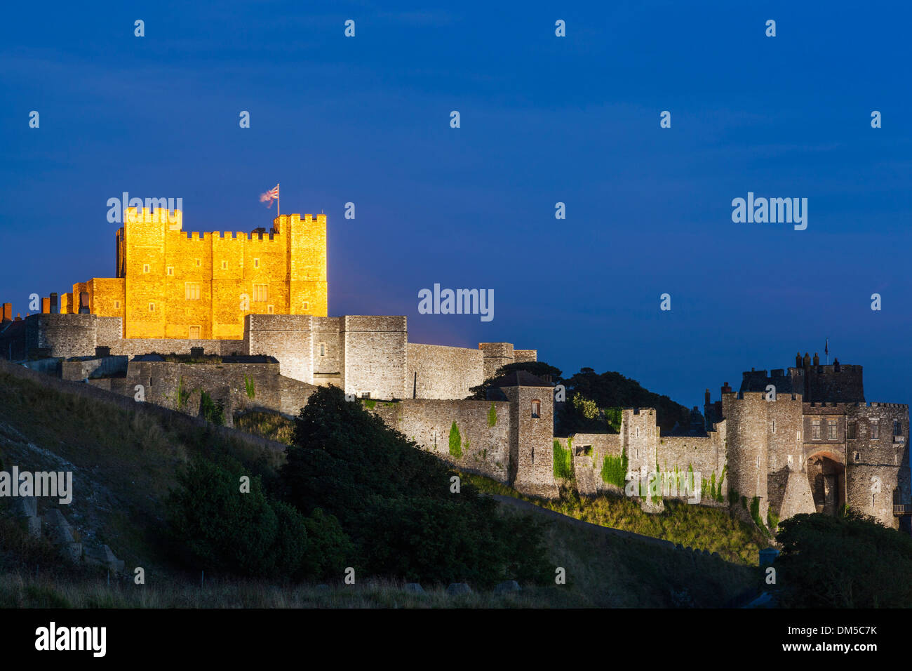 Dover castle night hi-res stock photography and images - Alamy