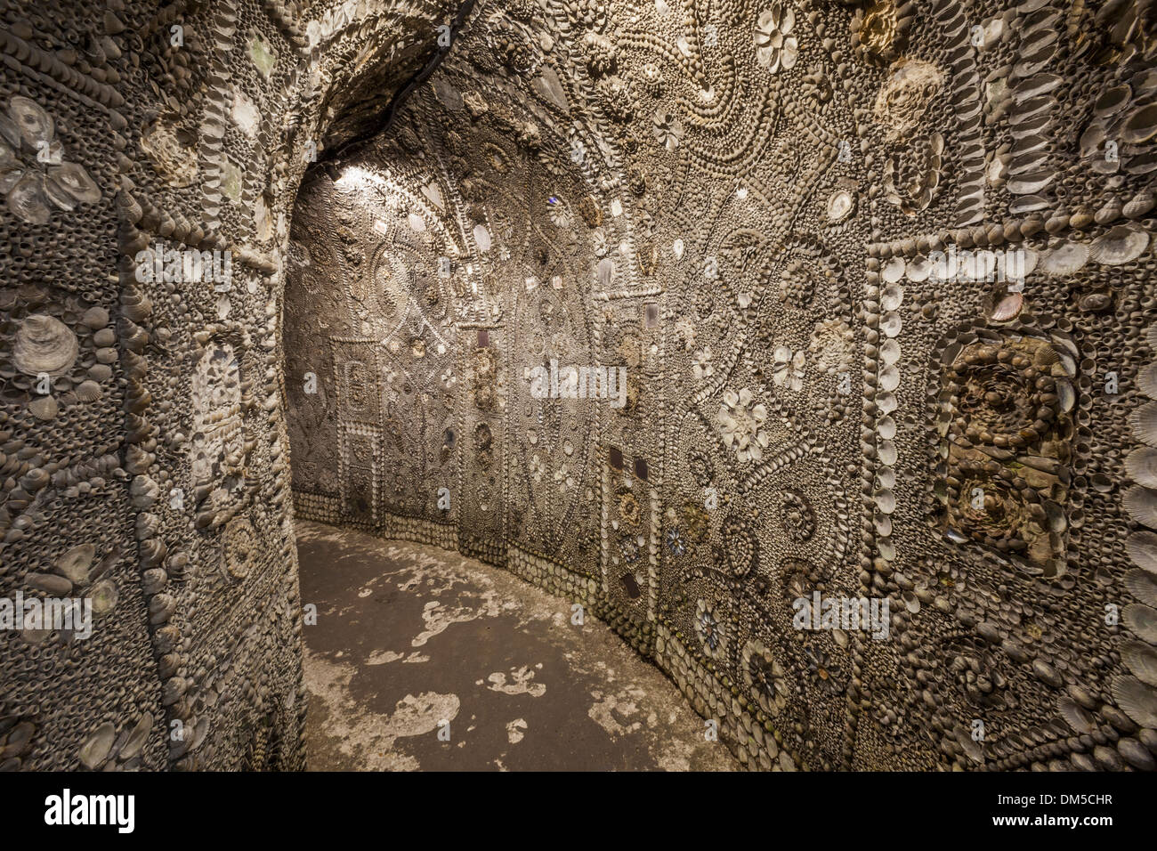 Margate shell grotto hi-res stock photography and images - Alamy
