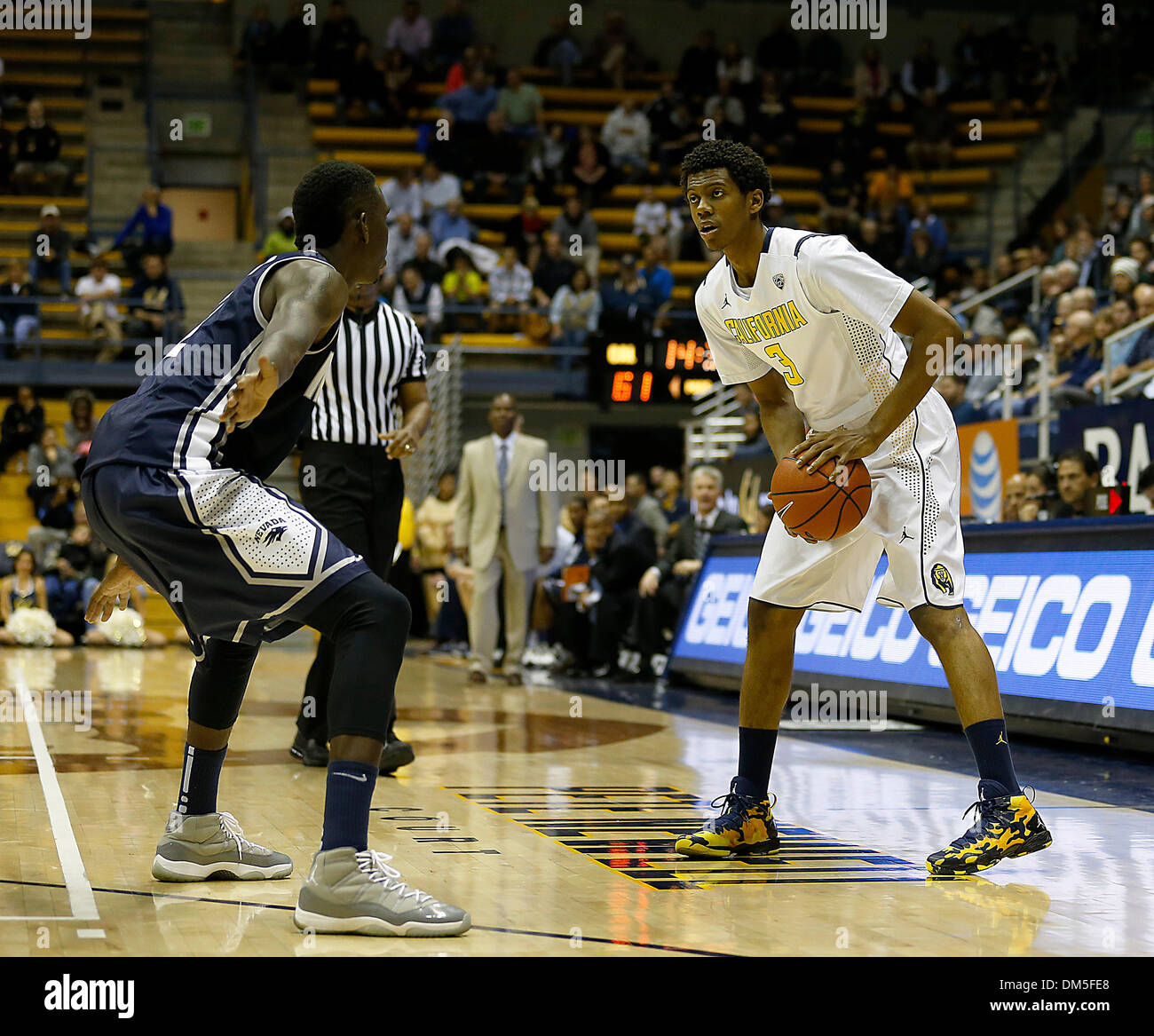 Tyrone player hi-res stock photography and images - Alamy