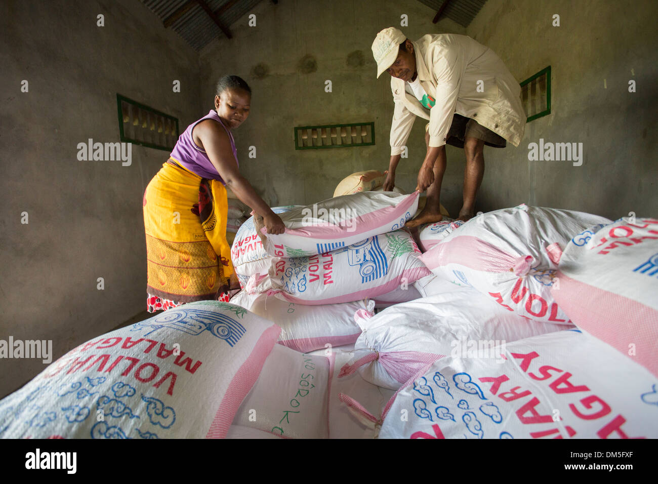 Sacks of rice hi-res stock photography and images - Alamy