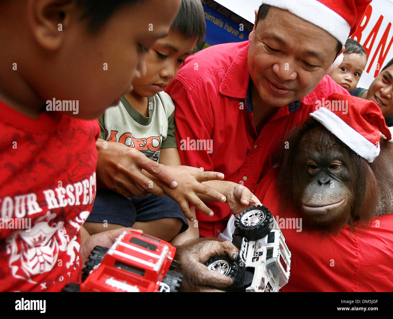 Malabon City, Philippines. 12th Dec, 2013. Filipino-Chinese zoo owner ...