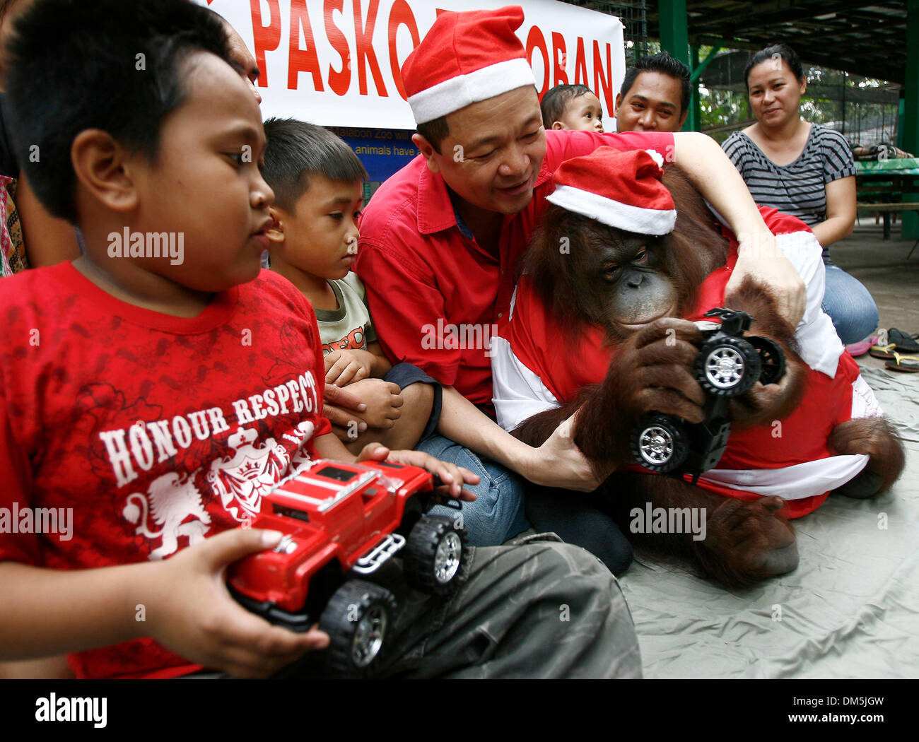 Malabon City, Philippines. 12th Dec, 2013. Filipino-Chinese zoo owner ...
