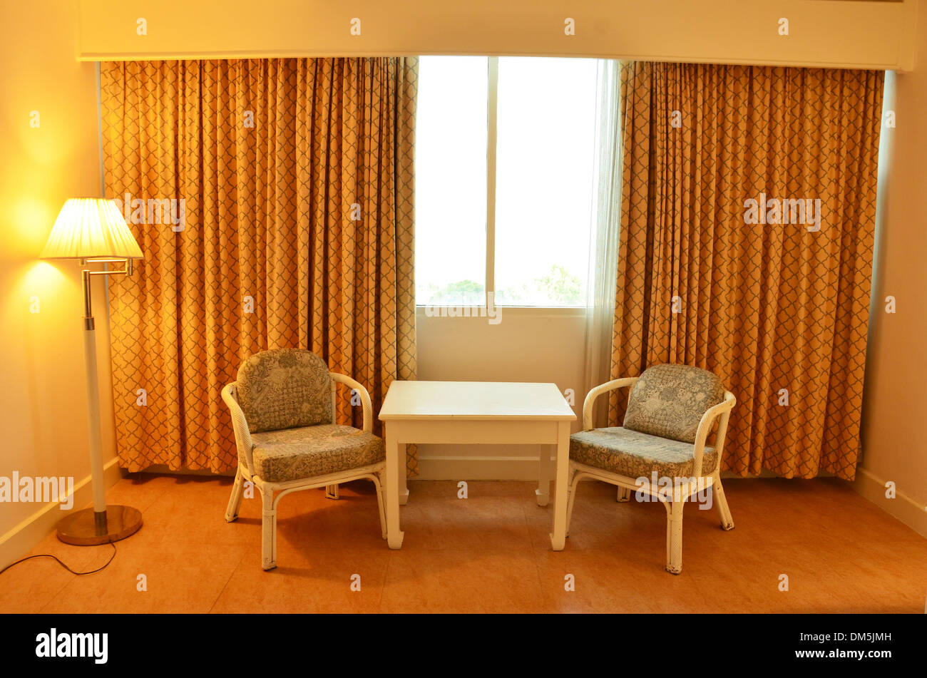 Wallpaper damasc pattern hi-res stock photography and images - Alamy