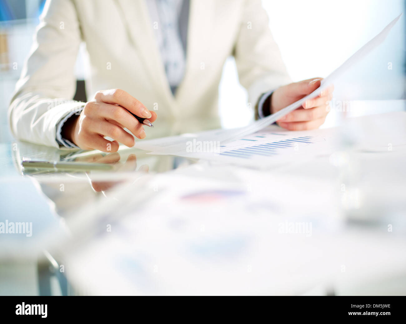 Hands businesswoman working papers hi-res stock photography and images ...