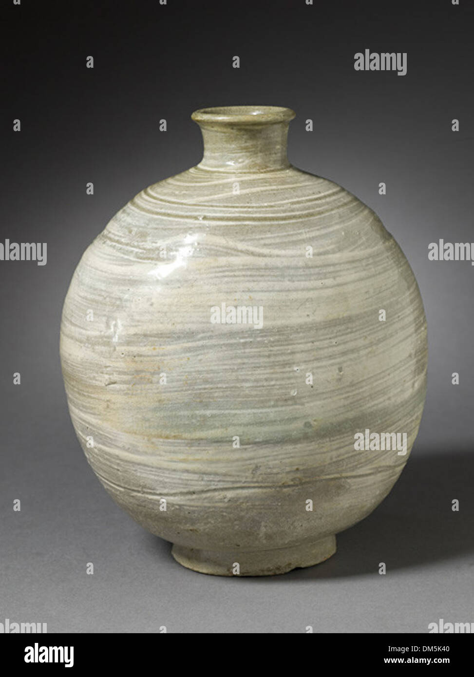 Create utilitarian vessels hi-res stock photography and images - Alamy