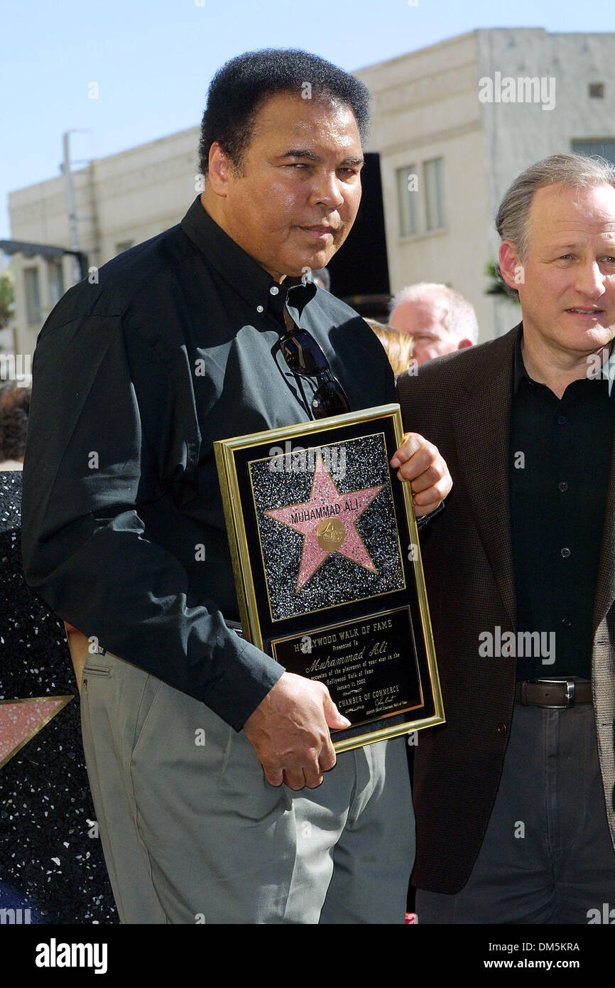 Jan. 11, 2002 - MUHAMMAD ALI HONORED WITH STAR.ON THE HOLLYWOOD WALK OF ...
