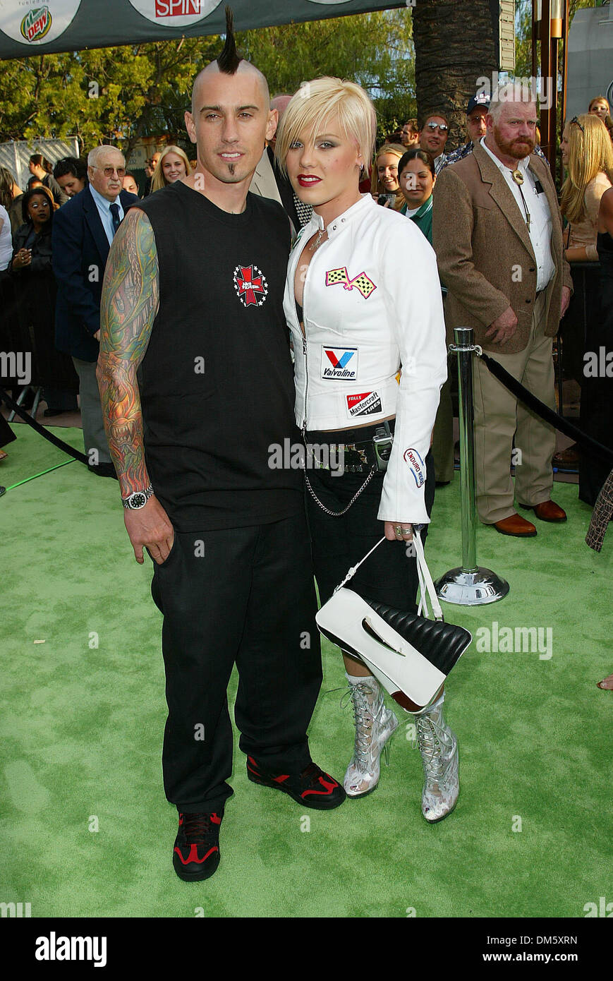 Carey hart 2002 hi-res stock photography and images - Alamy