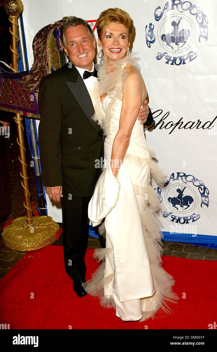 Oct. 15, 2002 - Beverly Hills, CALIFORNIA, USA - NEAL SEDAKA AND WIFE ...