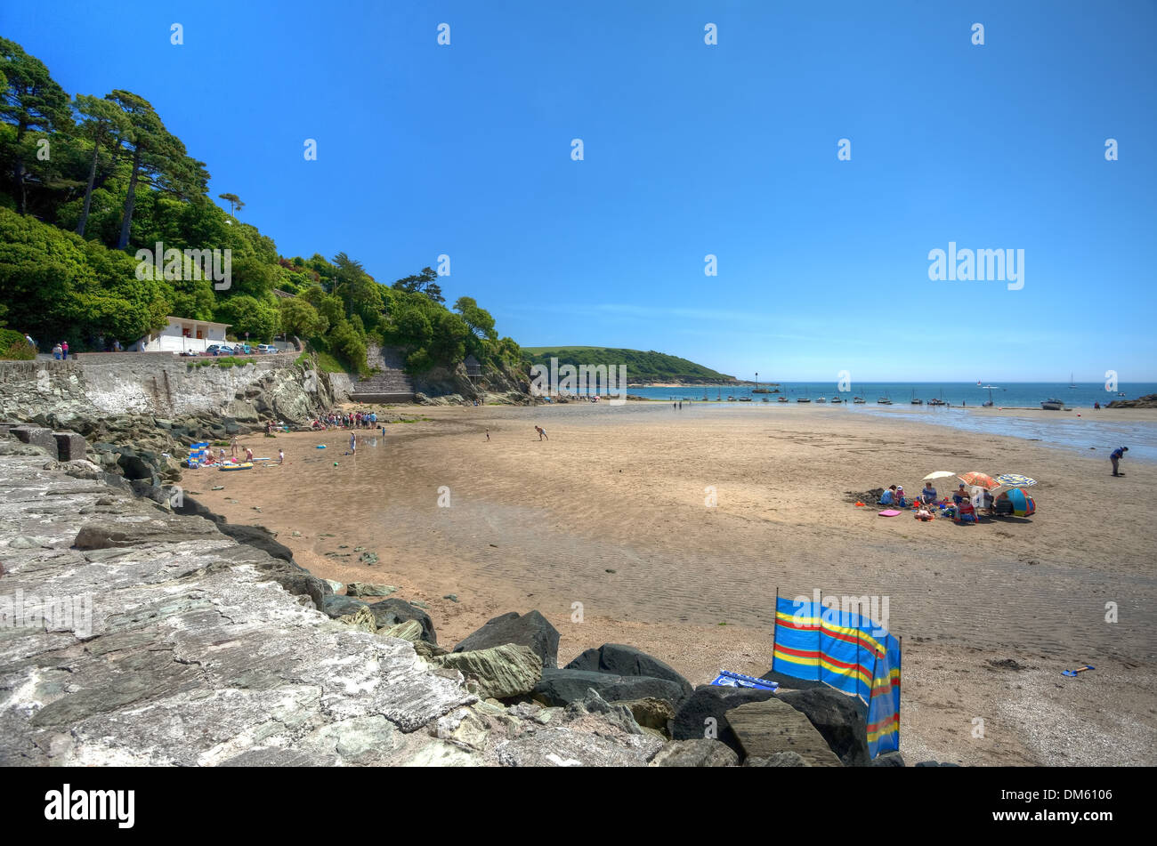 Summertime at North Sands beach, Salcombe, Devon, England Stock Photo ...