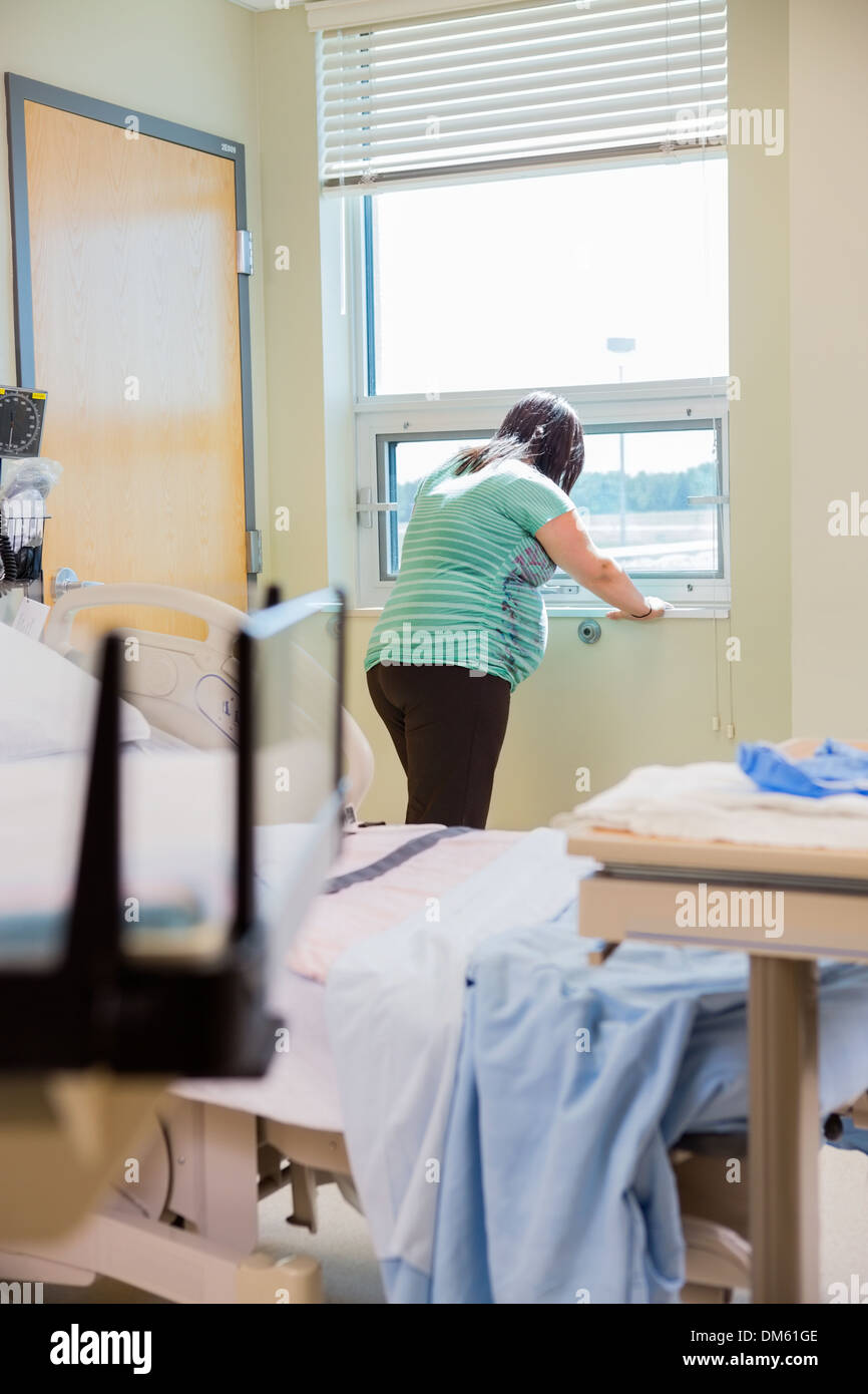 Pregnant labor contraction hi-res stock photography and images - Alamy