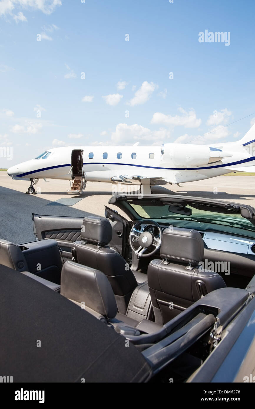 Aircraft jet car hi-res stock photography and images - Alamy