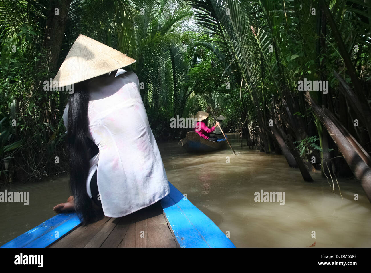 Women paddling through the Mekong Delta, Vietnam Stock Photo - Alamy
