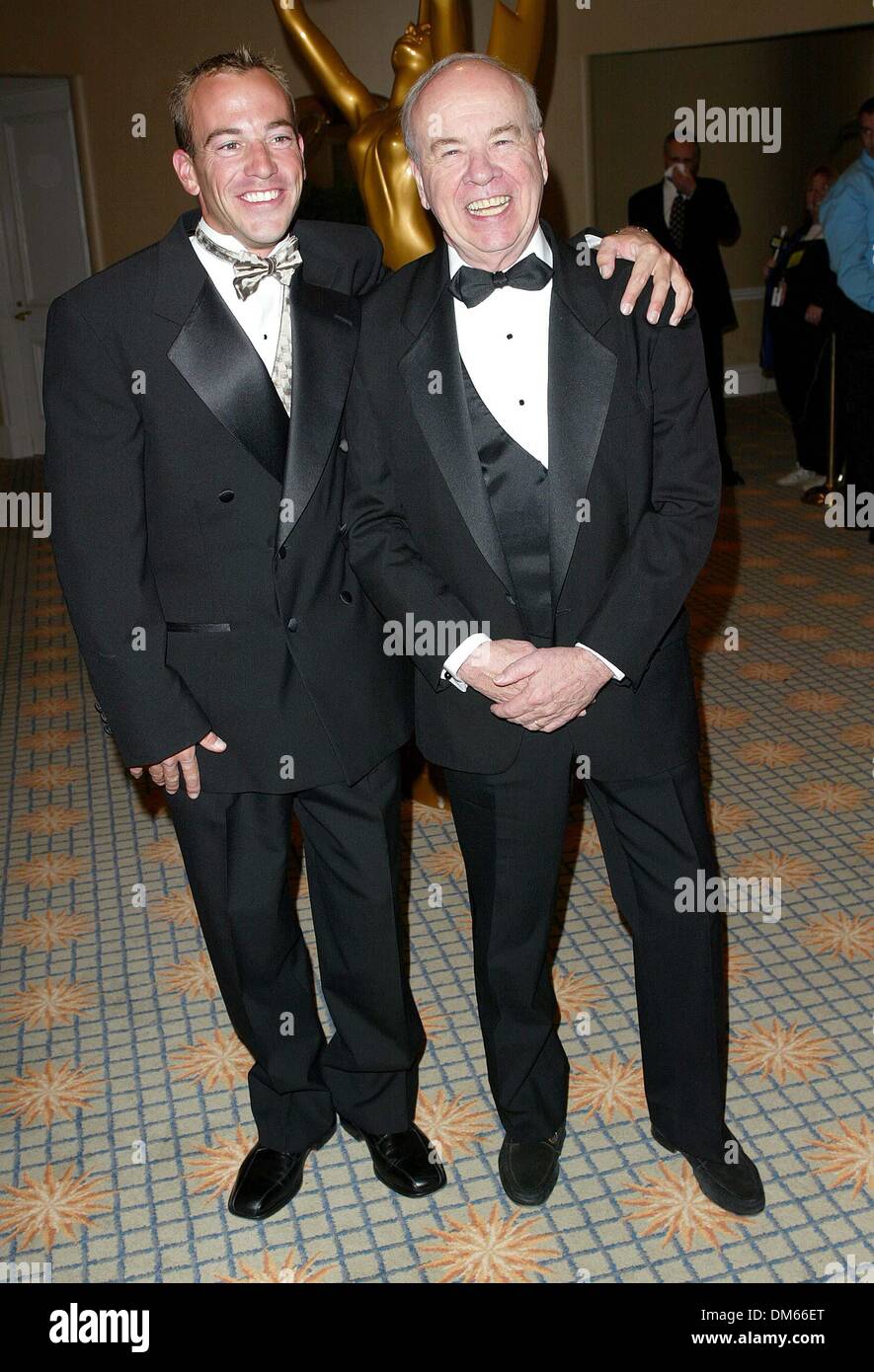 Nov. 6, 2002 - Beverly Hills, CALIFORNIA, USA - SEANN CONWAY (SON) AND ...