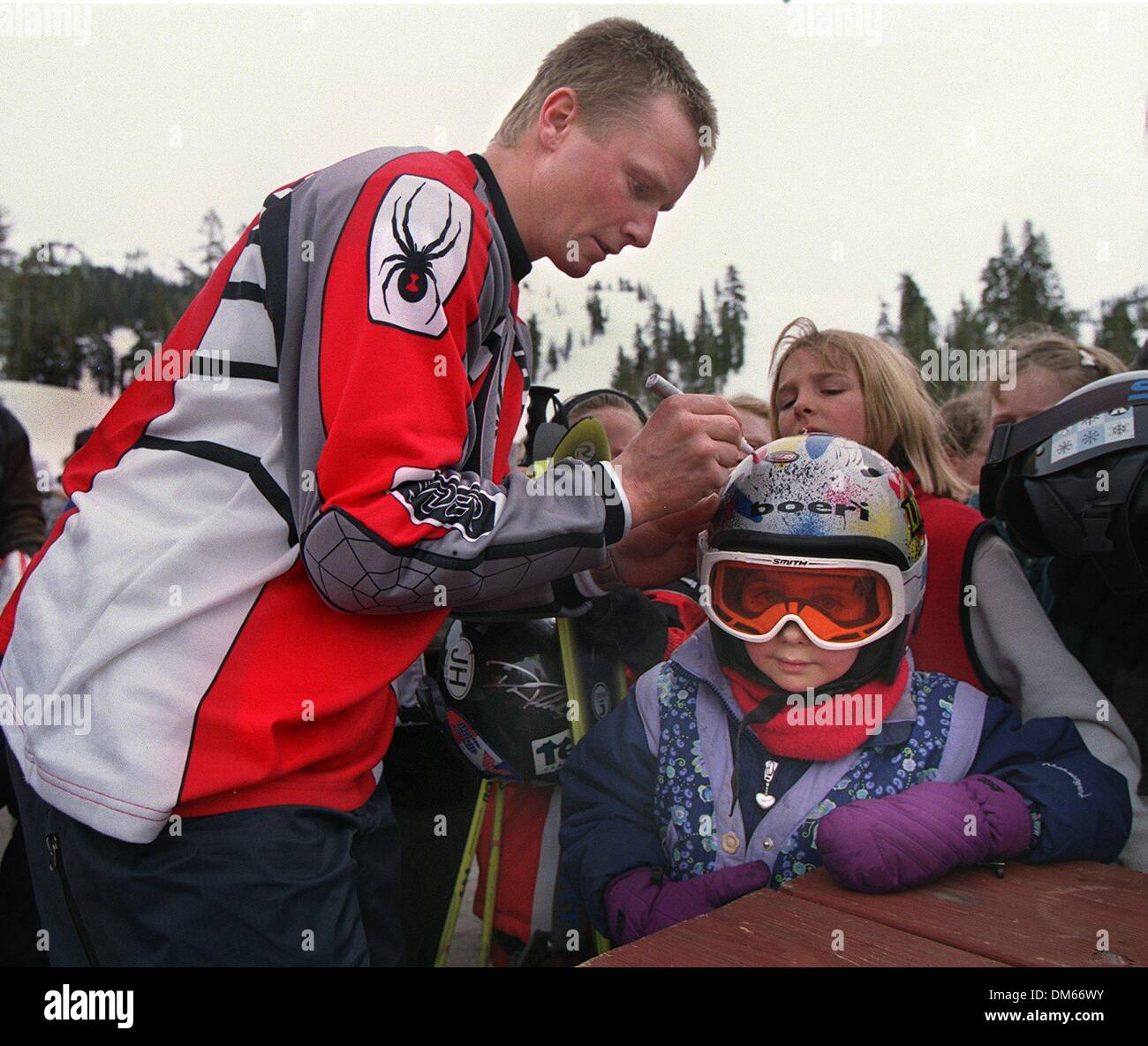 2001 winner hi-res stock photography and images - Alamy