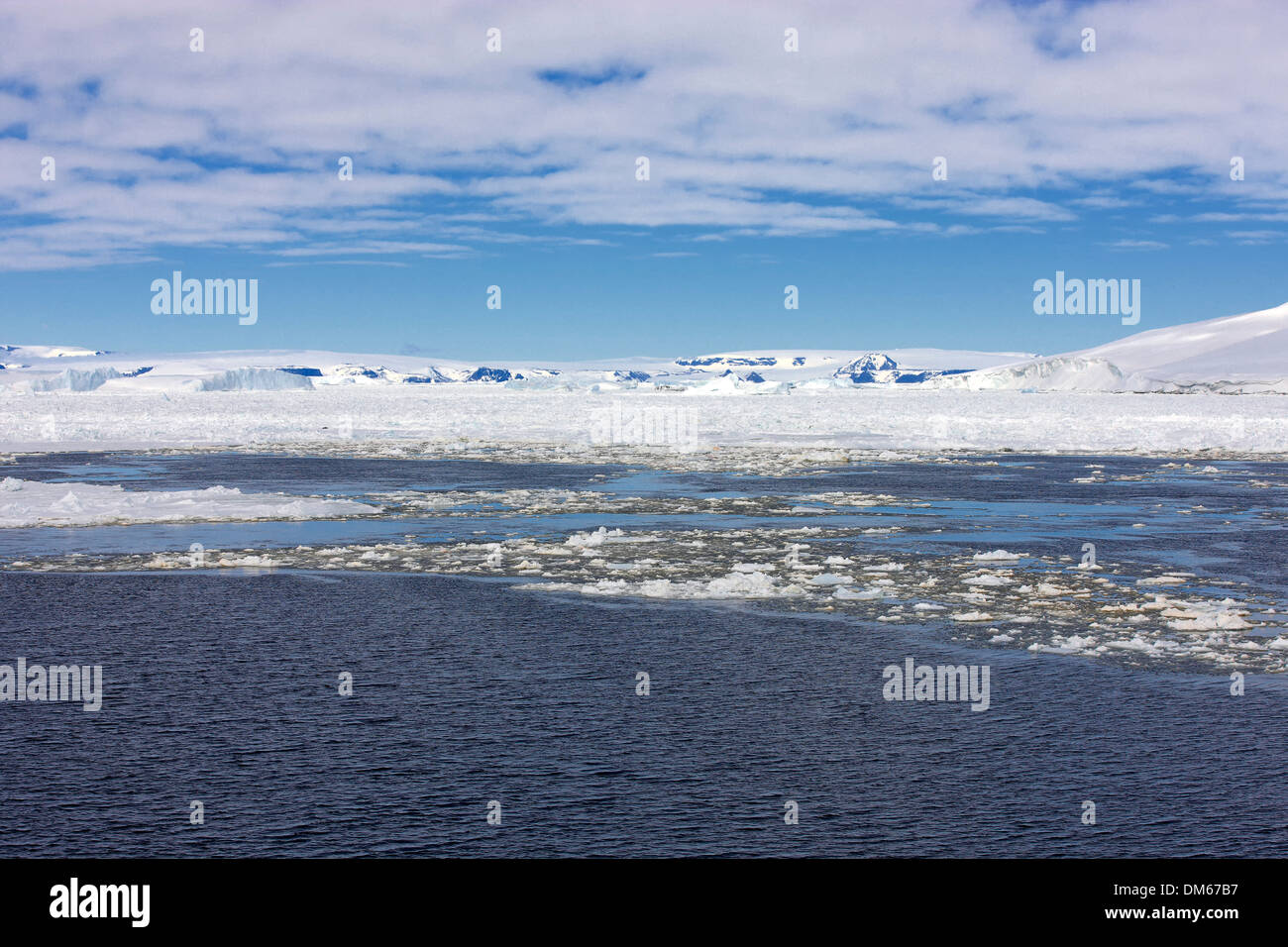 Atlantic cold sea landscape hi-res stock photography and images - Alamy