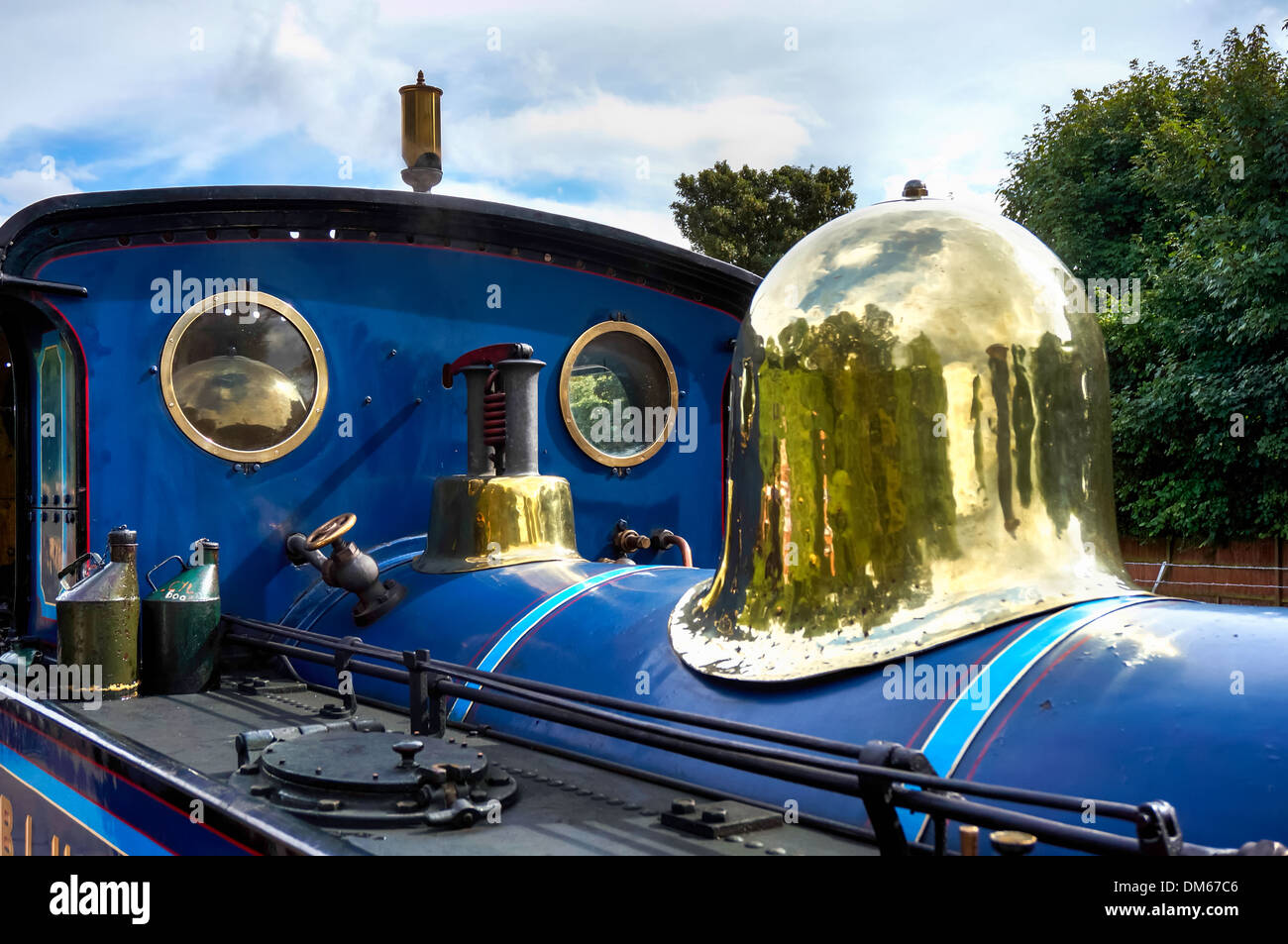 Autumn steam engine hi-res stock photography and images - Alamy