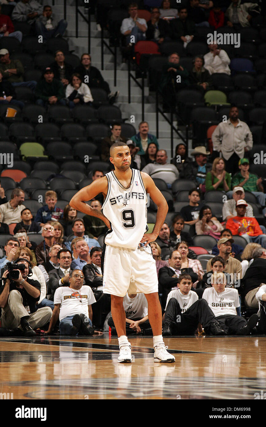 Spurs stands hi-res stock photography and images - Alamy