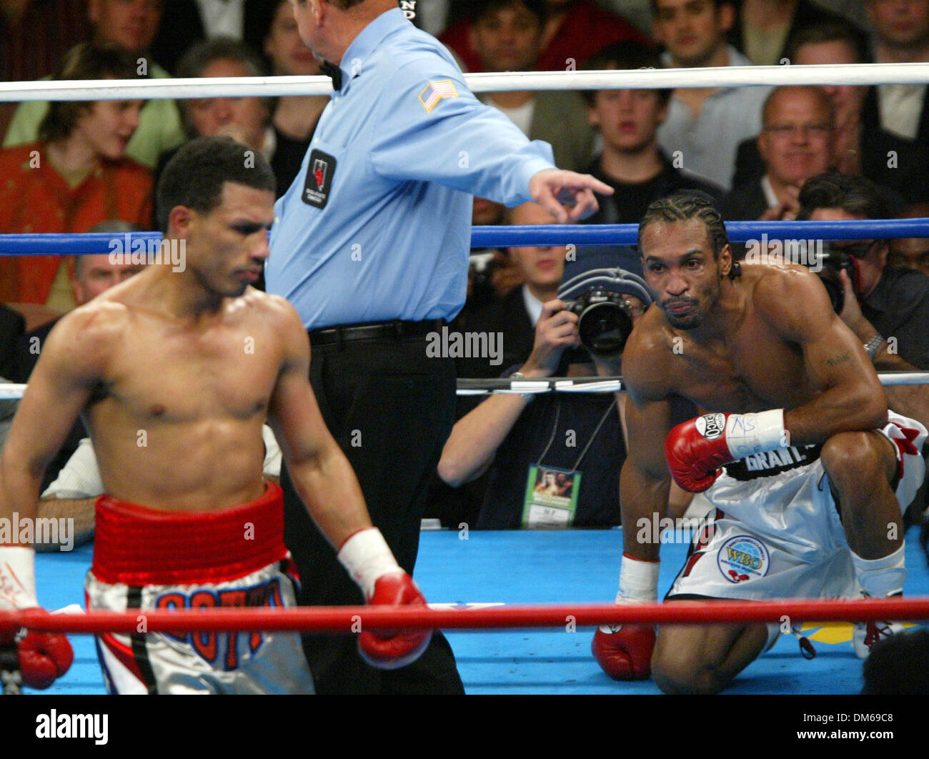 Miguel cotto l hi-res stock photography and images - Alamy