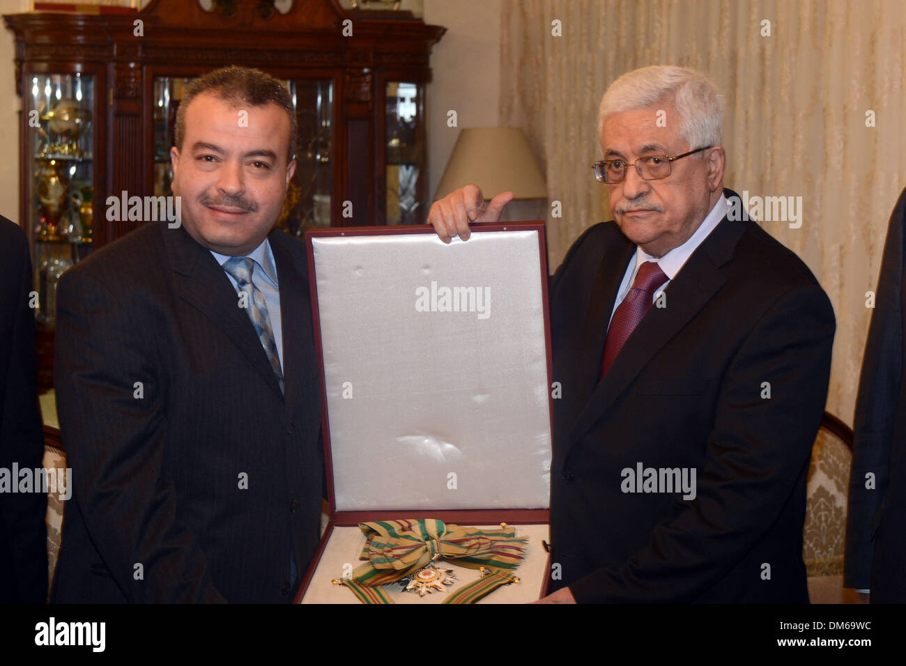 Karsh hi-res stock photography and images - Alamy