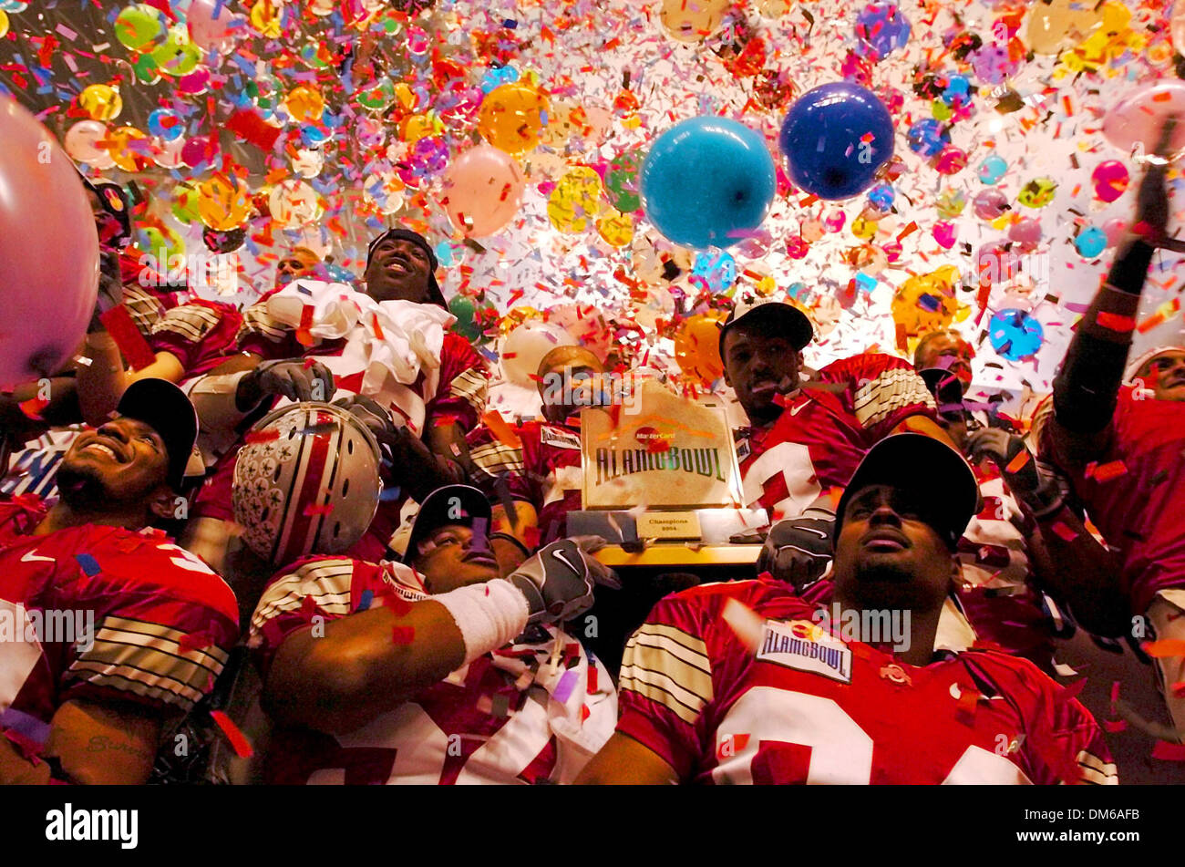 Ohio state football celebrate hi-res stock photography and images - Alamy