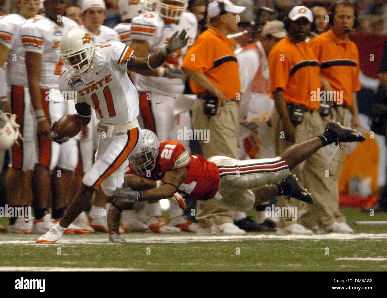 Dec 29, 2004; San Antonio, TX, USA; NCAA Football - Ohio State's Nate ...